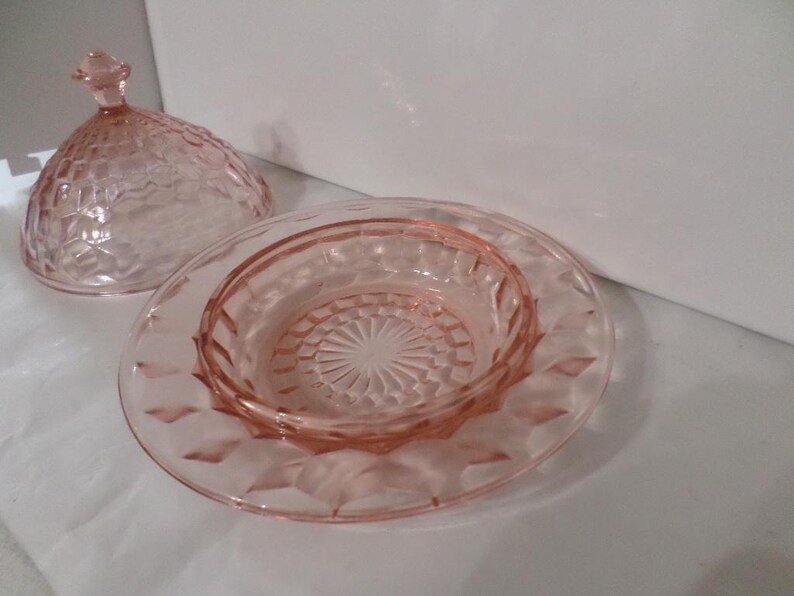 Jeannette Pink Depression Glass Cube Pattern Round Covered Butter Dish ...