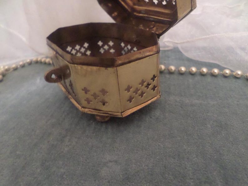 Vintage Pierced Brass Cricket Box Trinket Storage Hinged Lid - Etsy
