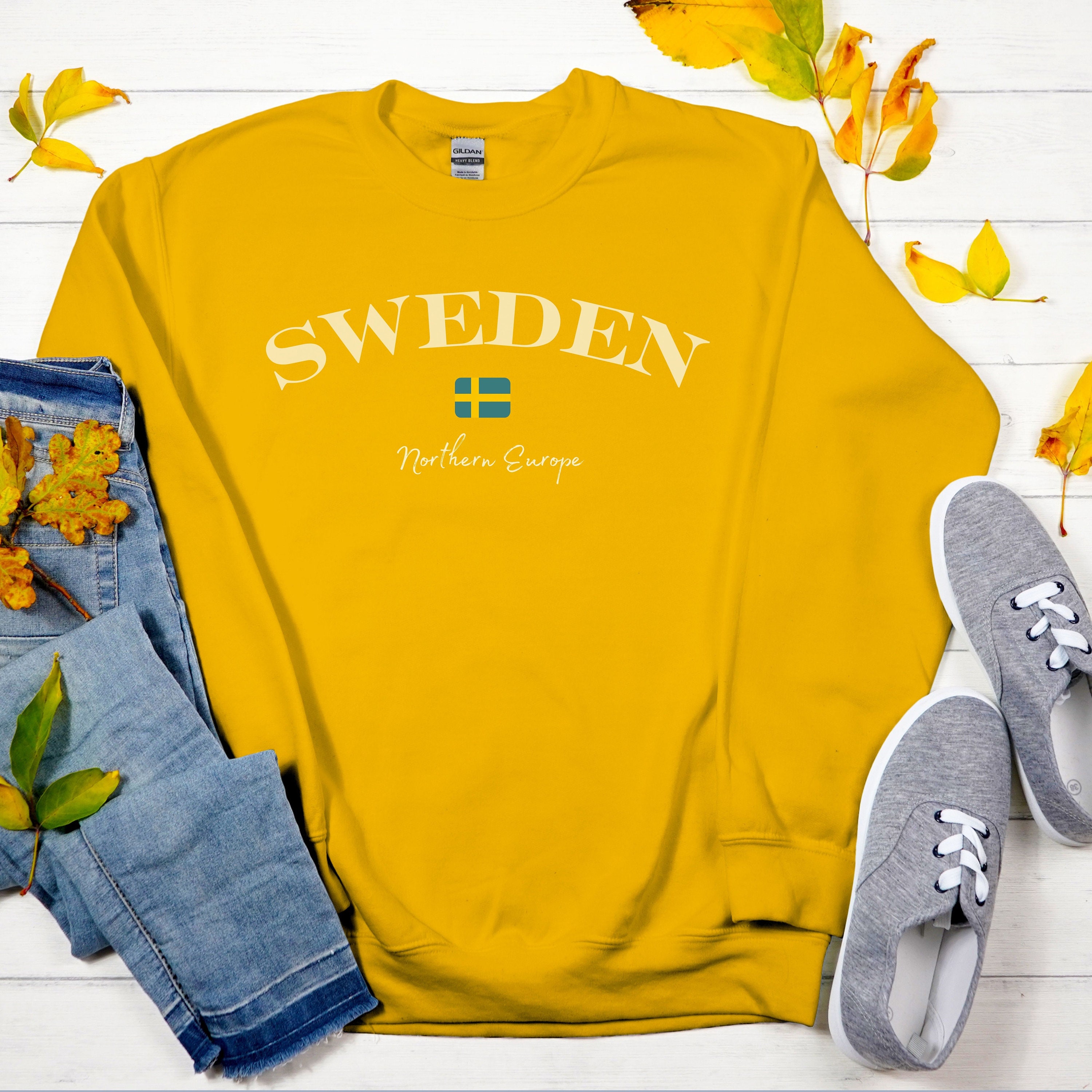 Swedish Tshirt, Best Sweden Scandi Travel Souvenir Gift for Folks ...