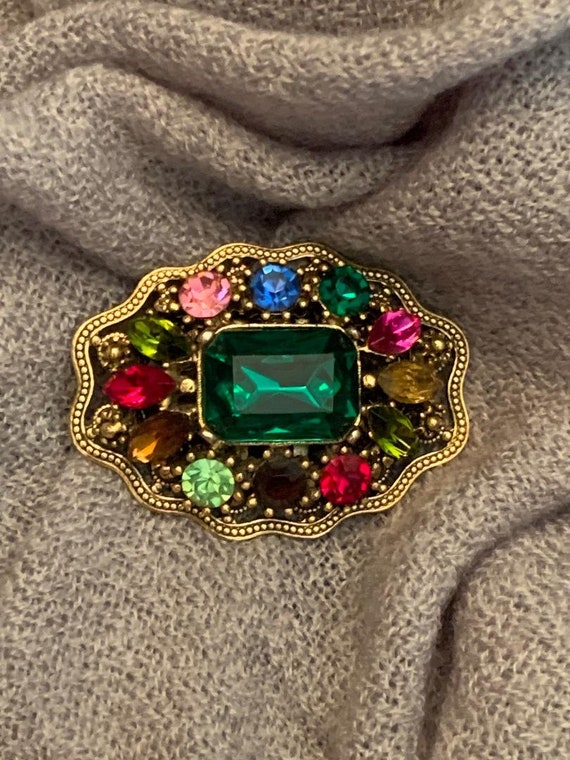 vintage atamore stone brooch - Gem