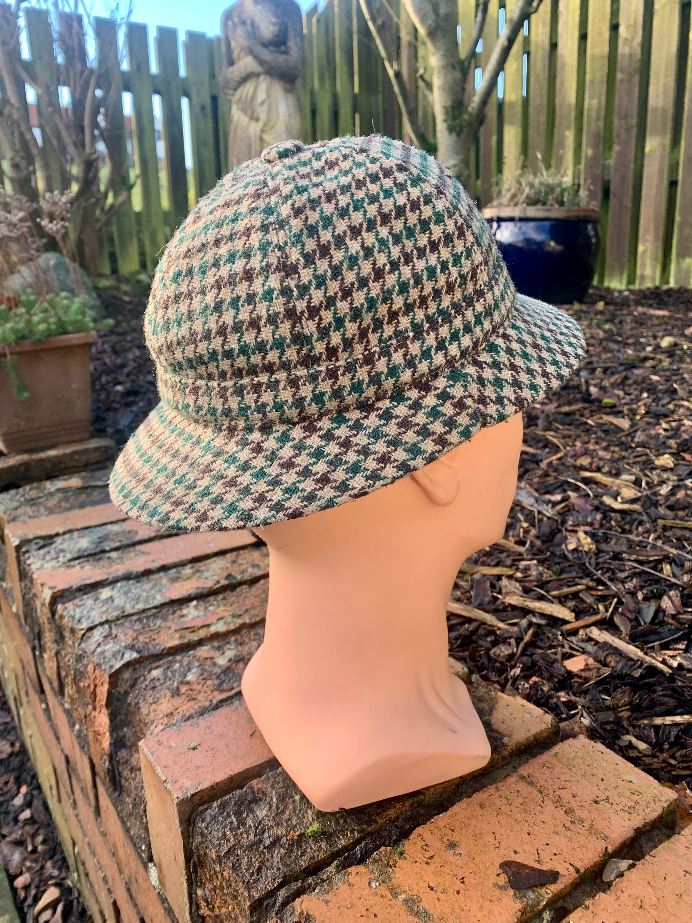 DEERSTALKER TWEED HAT - Vintage English or British Country Tweed ...
