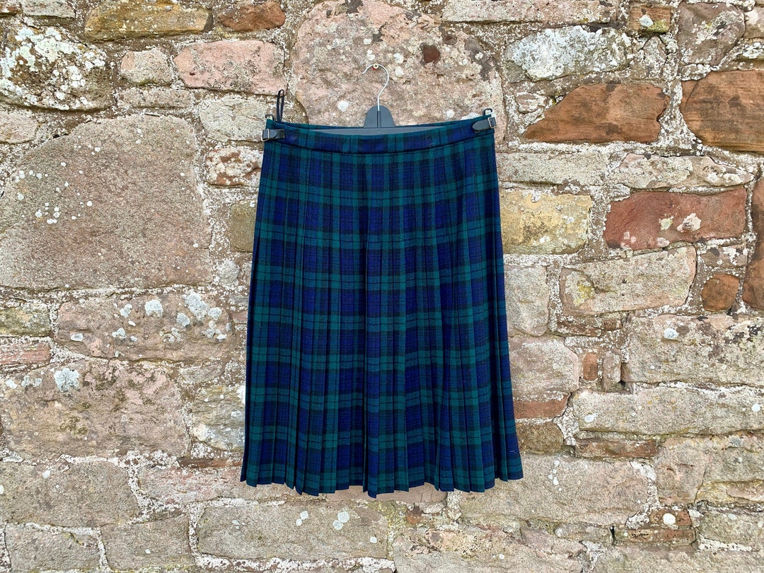 LADIES TARTAN SKIRT - Classic Ladies Vintage Pleated Wrap Over Tartan ...