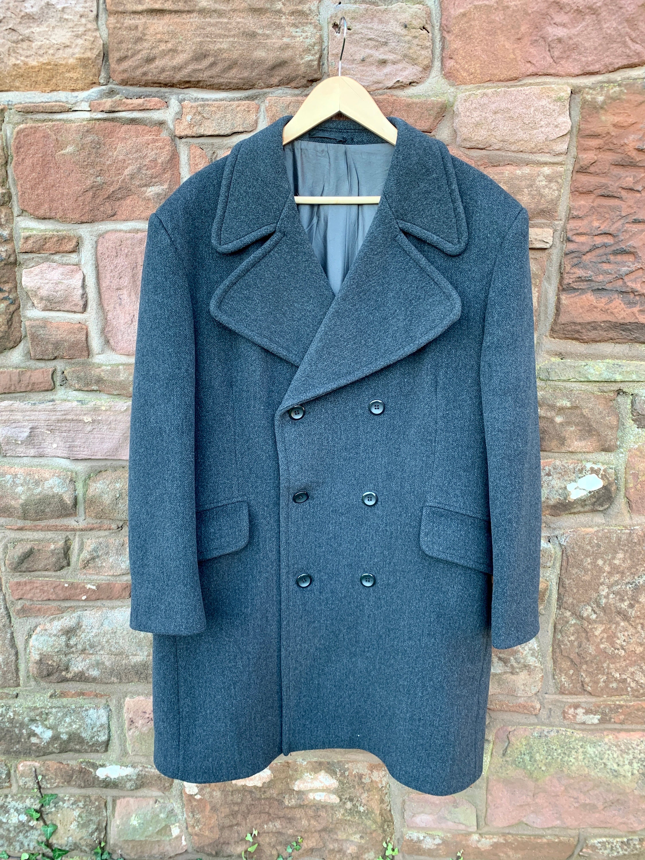 CLASSIC ENGLISH OVERCOAT - Vintage 70s or 80s Mens British English ...