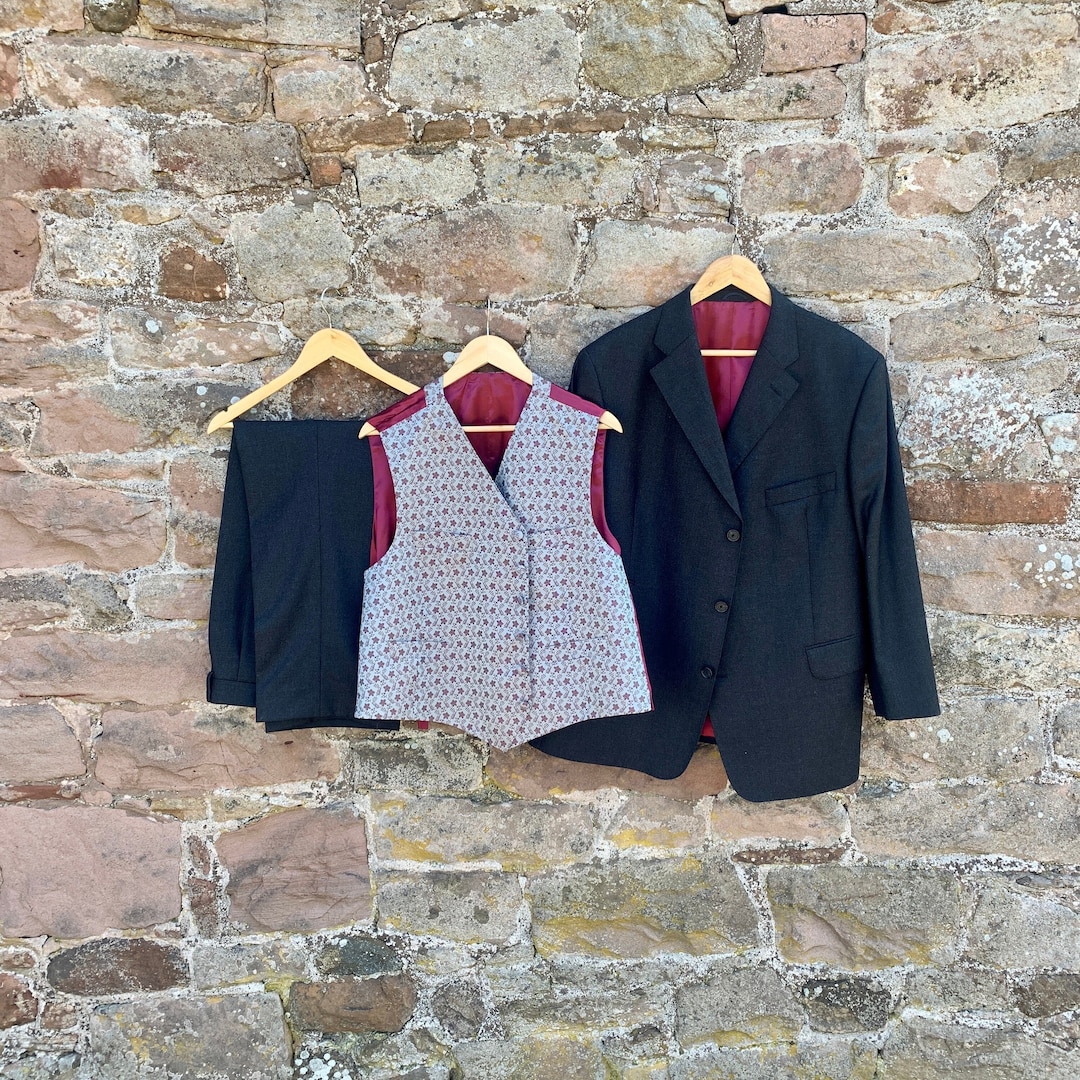 SAVILE ROW SUIT / Classic English Mens 3 Piece Sartorial Suit Made by ...