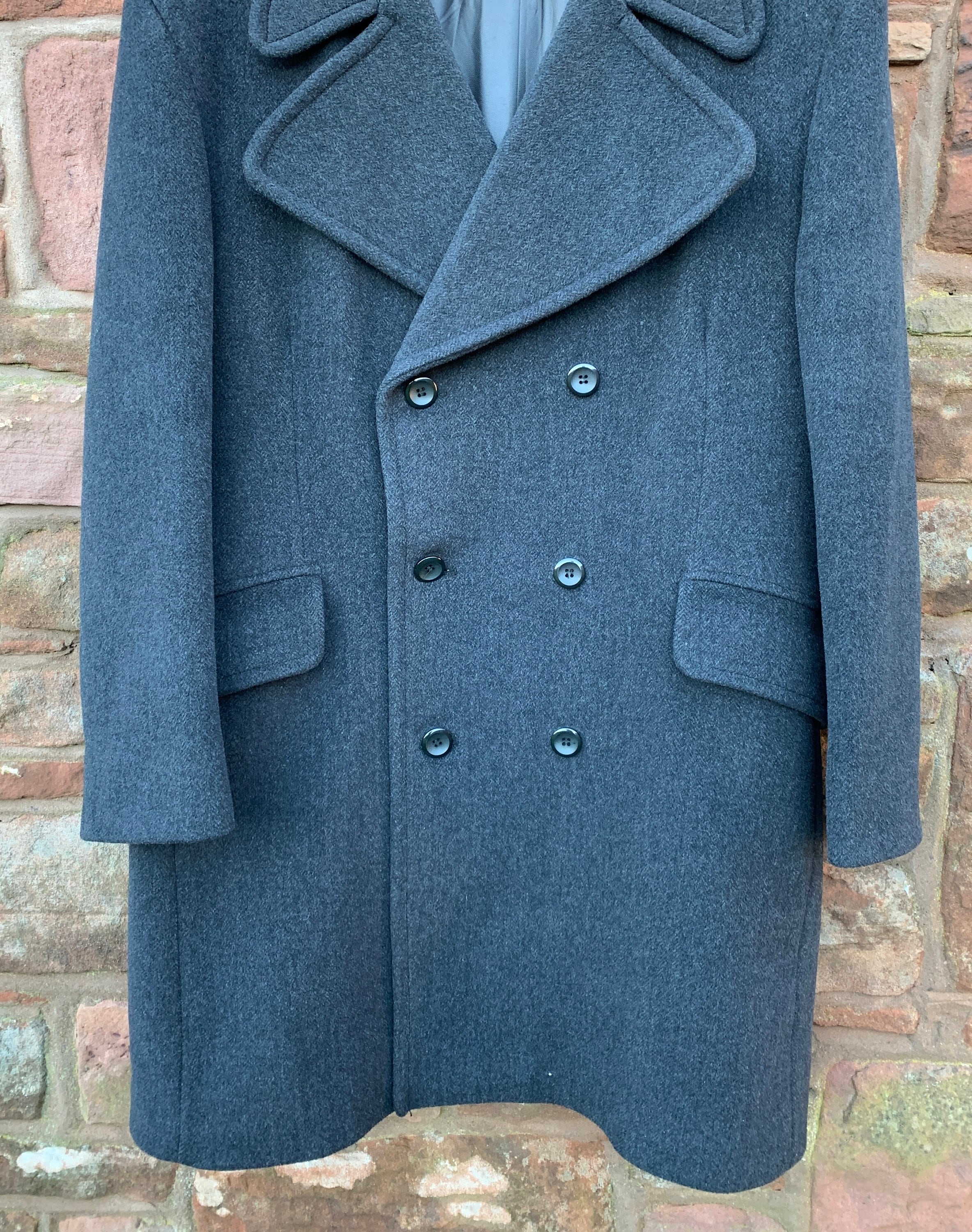 CLASSIC ENGLISH OVERCOAT - Vintage 70s or 80s Mens British English ...