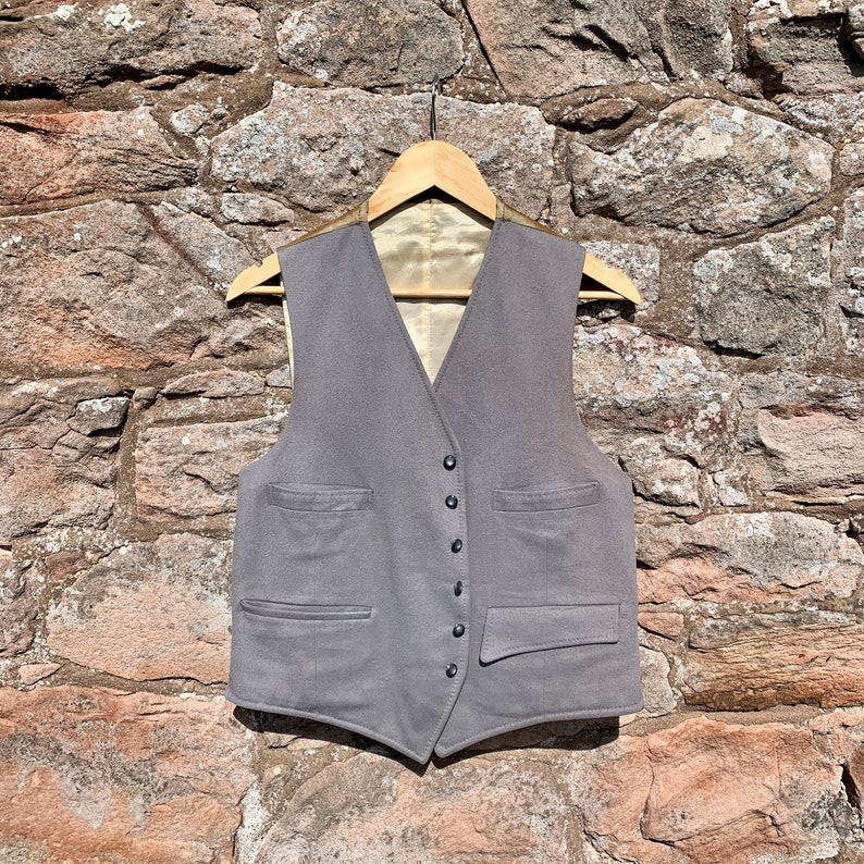 VINTAGE ENGLISH WAISTCOAT Classic Woollen Country Gentleman's Lord of ...