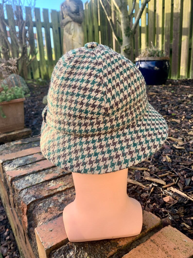 DEERSTALKER TWEED HAT - Vintage English or British Country Tweed ...