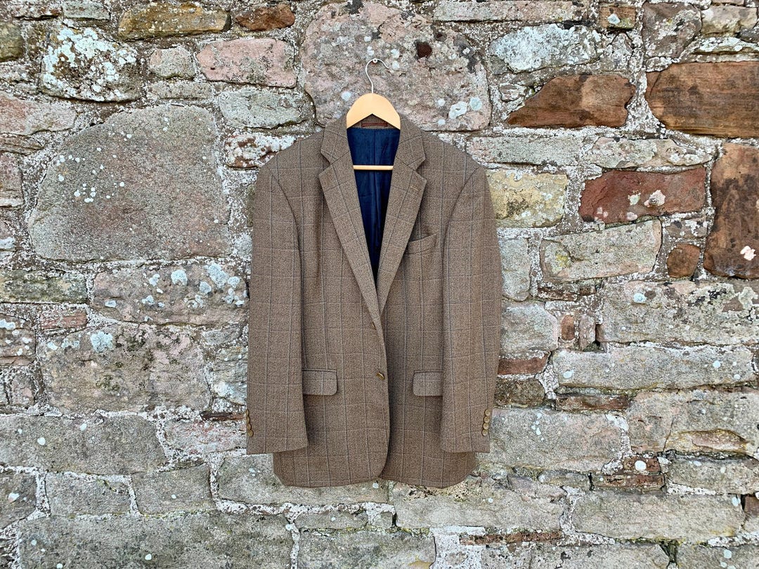 AUSTIN REED LONDON - Classic British Austin Reed 2 Button Check Hacking ...