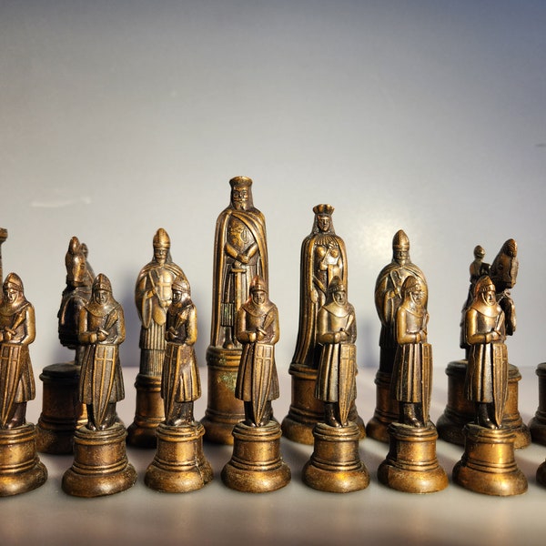 Medieval Chess Set - Etsy