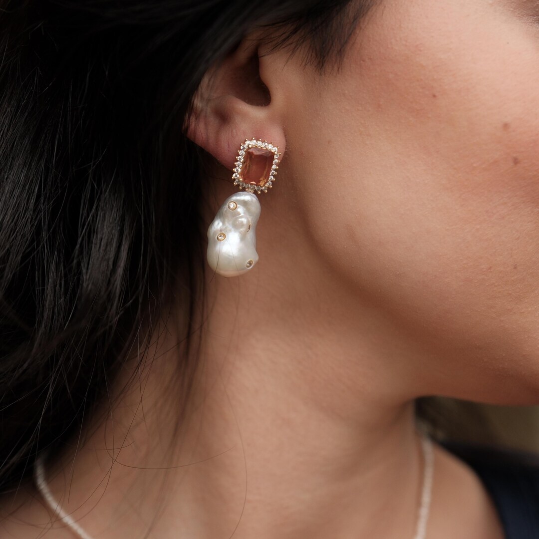 Color Changing Zultanite Gemstone Earring, Natural Baroque Pearl ...