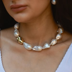 Large Baroque Pearl Statement Necklace, Baroque Pearl Collar, Chunky ...