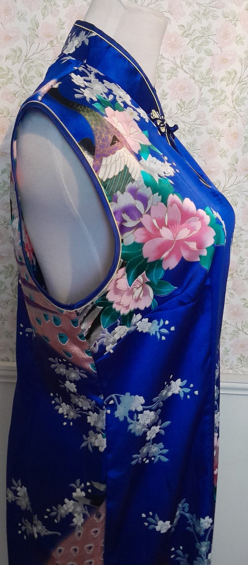 Blue Cheongsam Dress With Flower and Peacock Detail and Keyhole ...