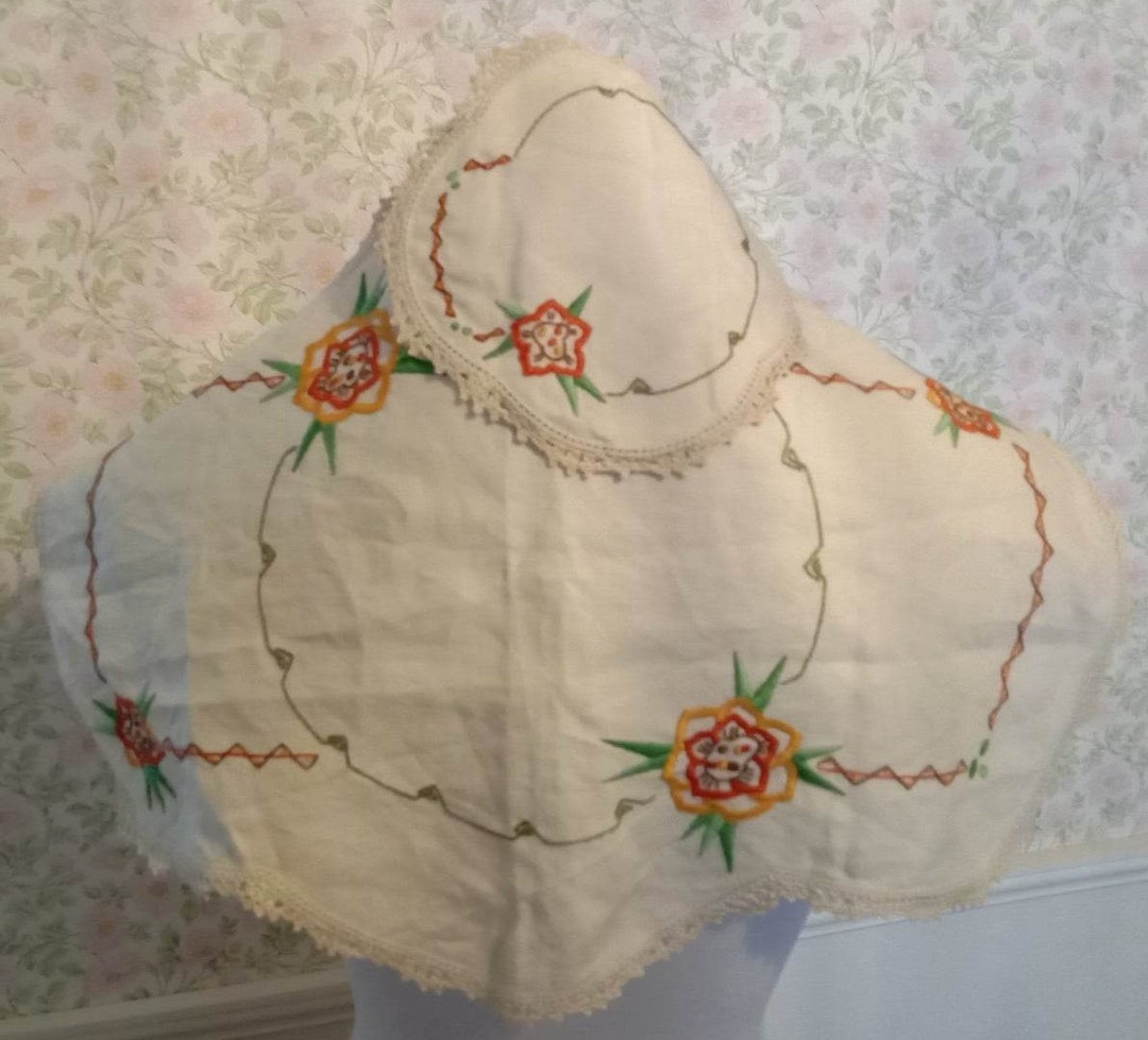 Beautiful 30's/40's Art Deco Doily Set. Funky Orange Yellow Green ...