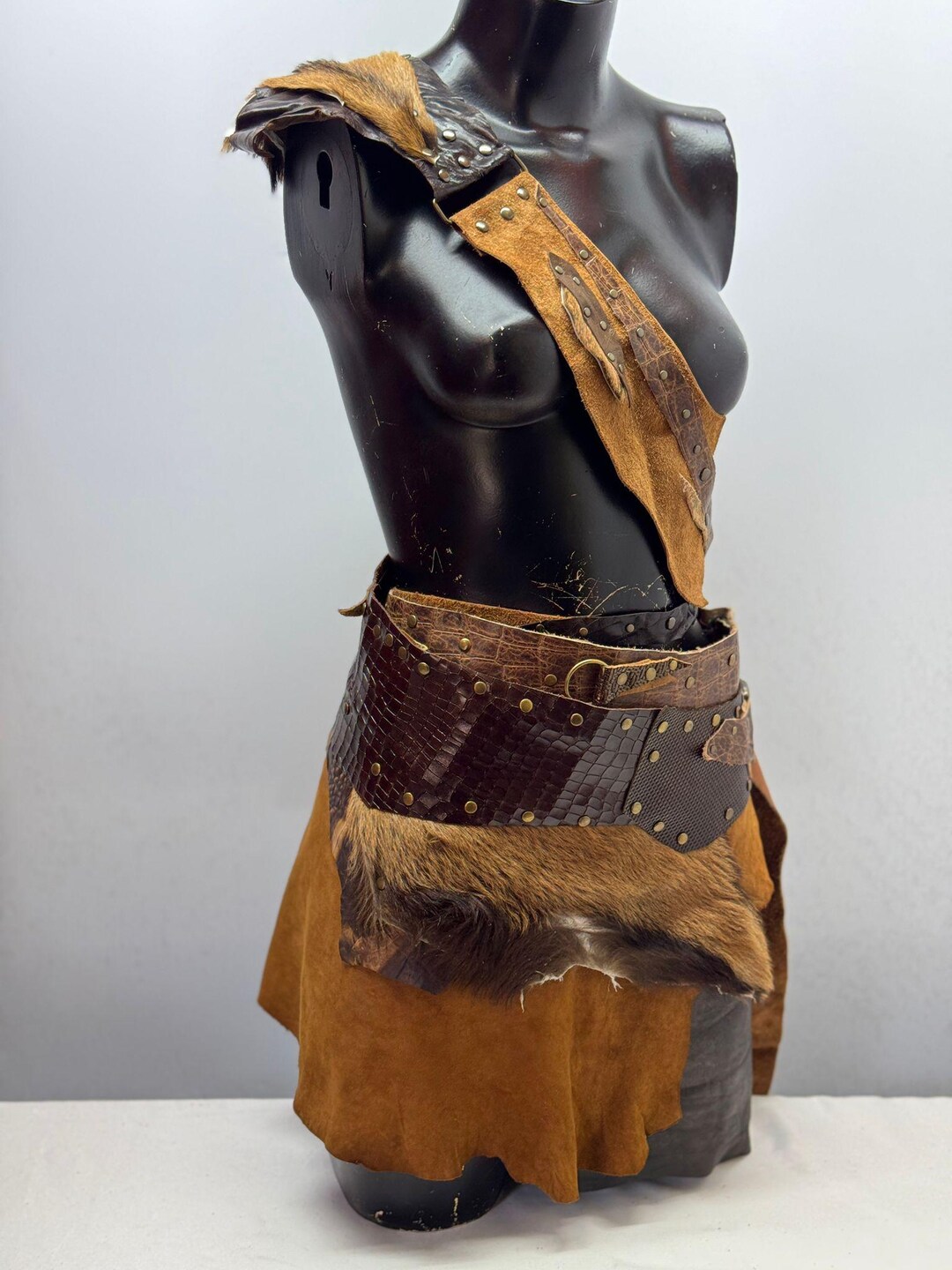 Viking Woman Costume, Warrior Woman Dress, Fox Fur and Brown Leather ...