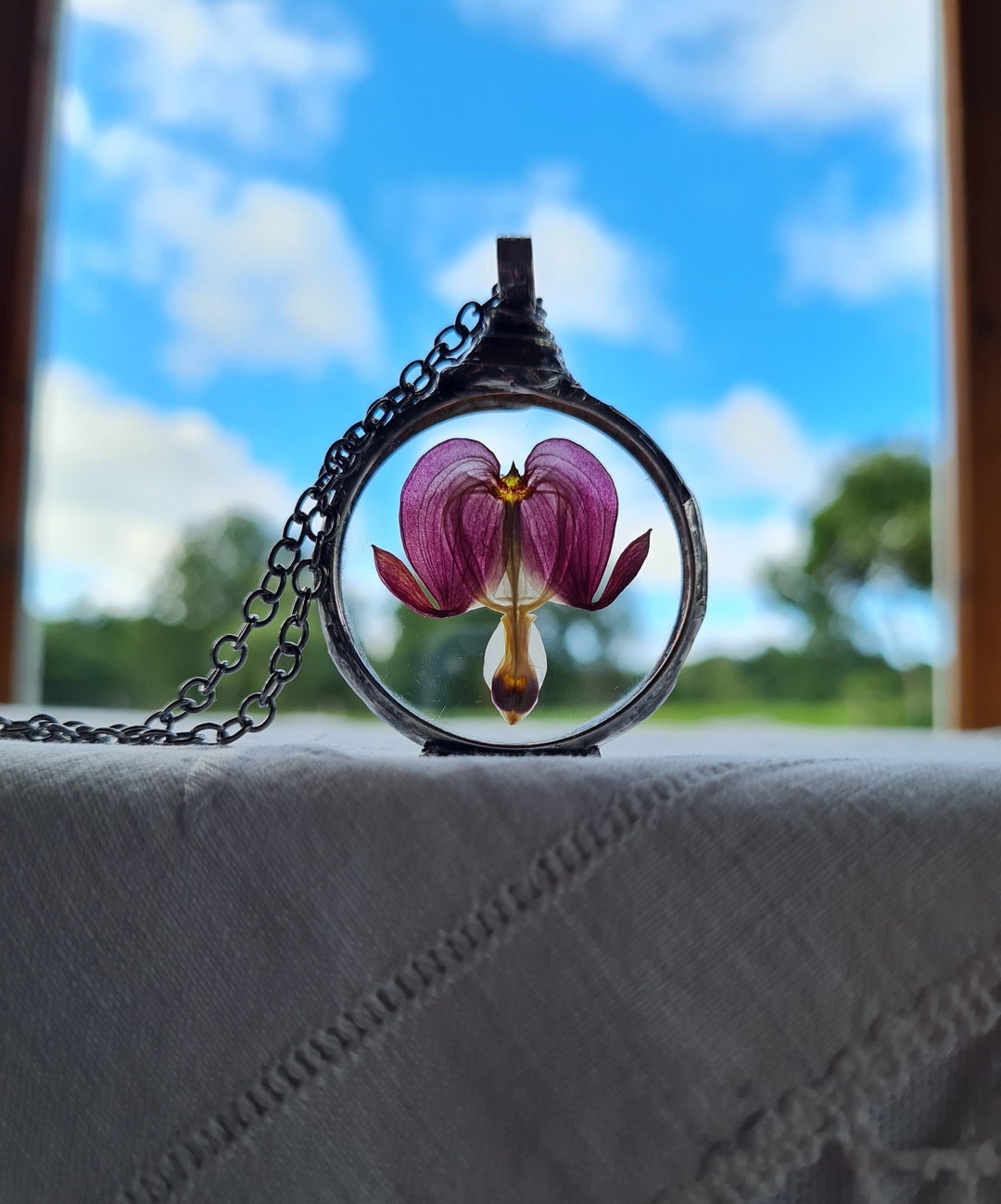 Bleeding Heart Necklace, Pressed Dried Flower. Terrarium Necklace ...