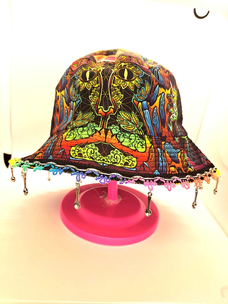 Trippy Spoon Bucket Hat / Festival Hat / Rave Hat With Charms - Etsy