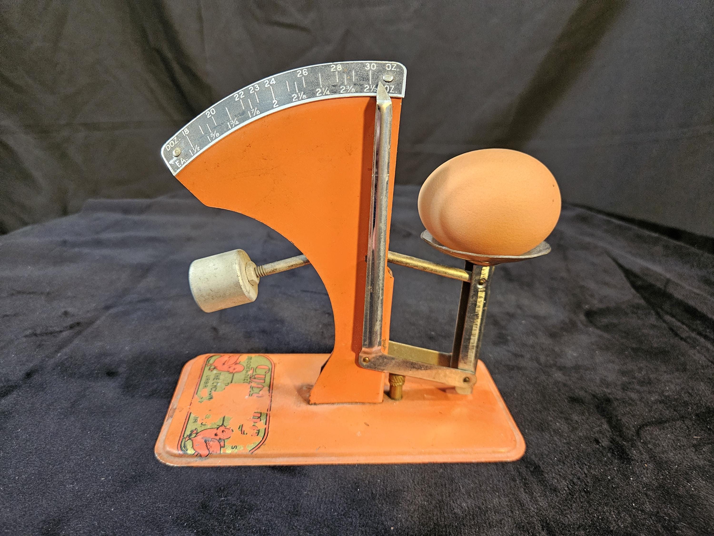 Antique 1940's the Cyclone Small Farm Egg Scale, Made by the Cyclone ...