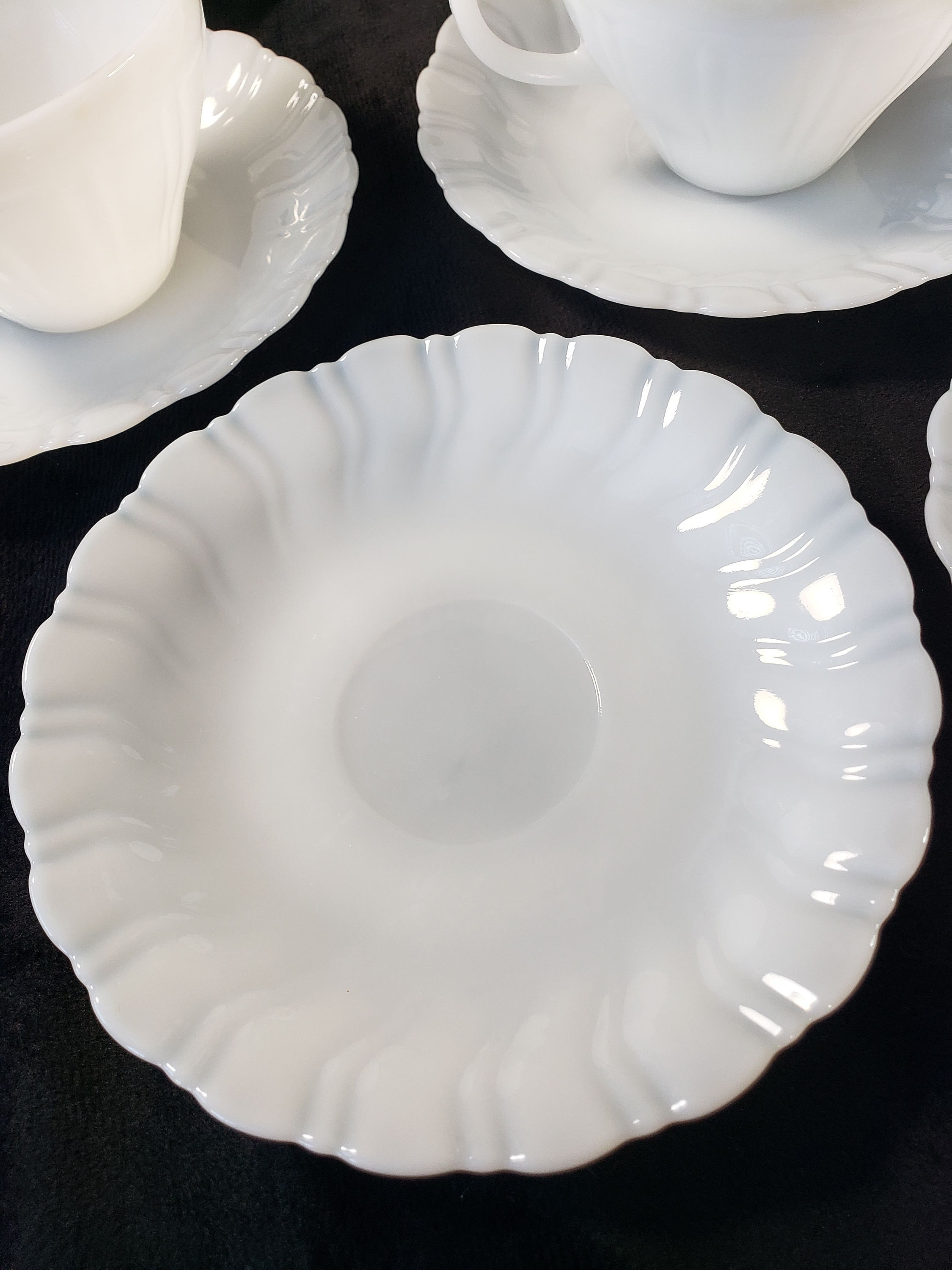 Set of 8, Vintage/antique Corning Milk Glass Princess or Princess Swirl ...
