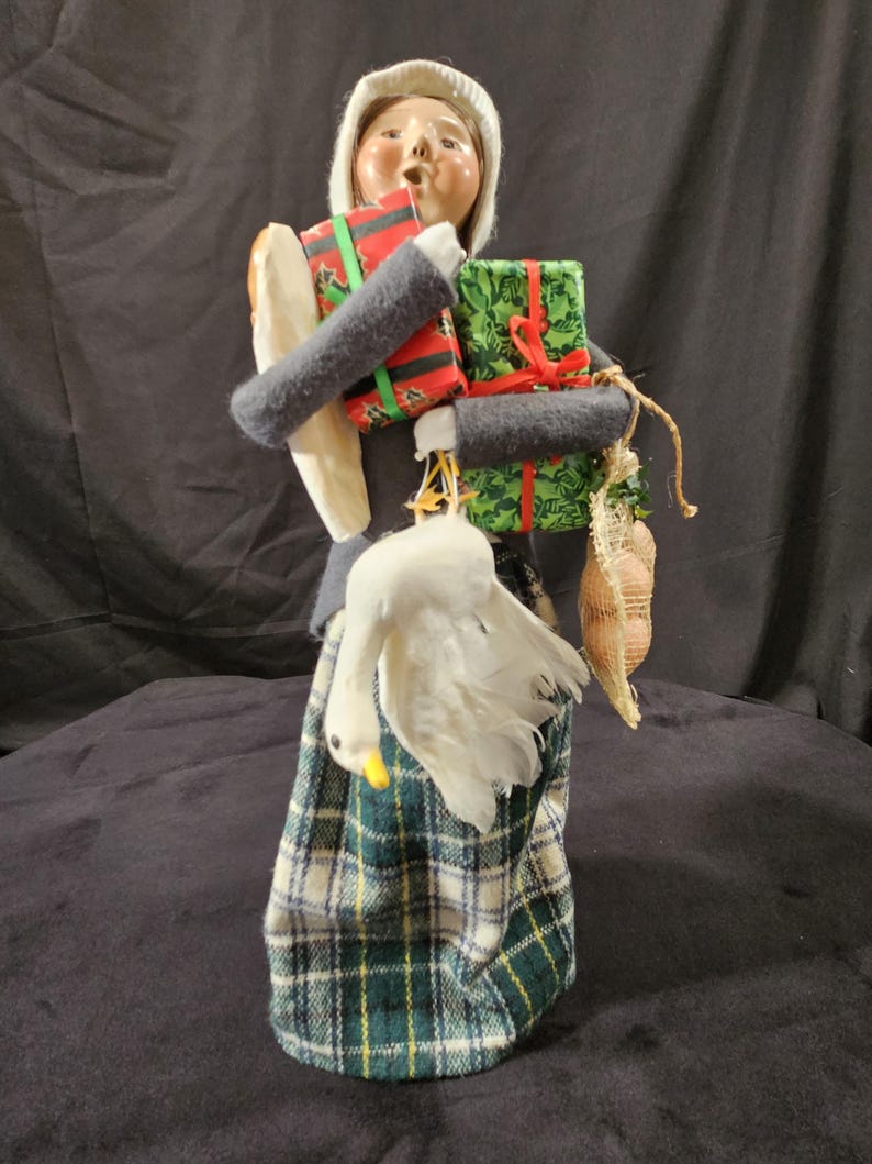 Vintage Byers Choice Limited Edition Caroler: 2000 "traditional Shopper ...