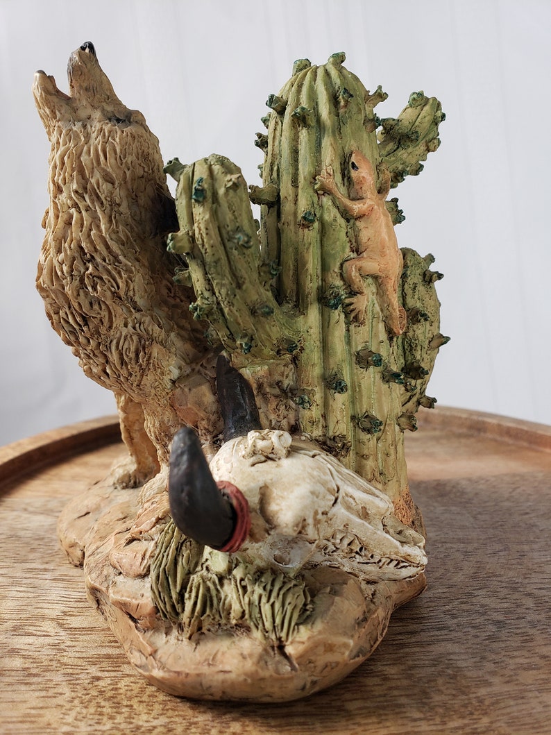 Howling Wolf With Desert Cactus Figurine - Etsy