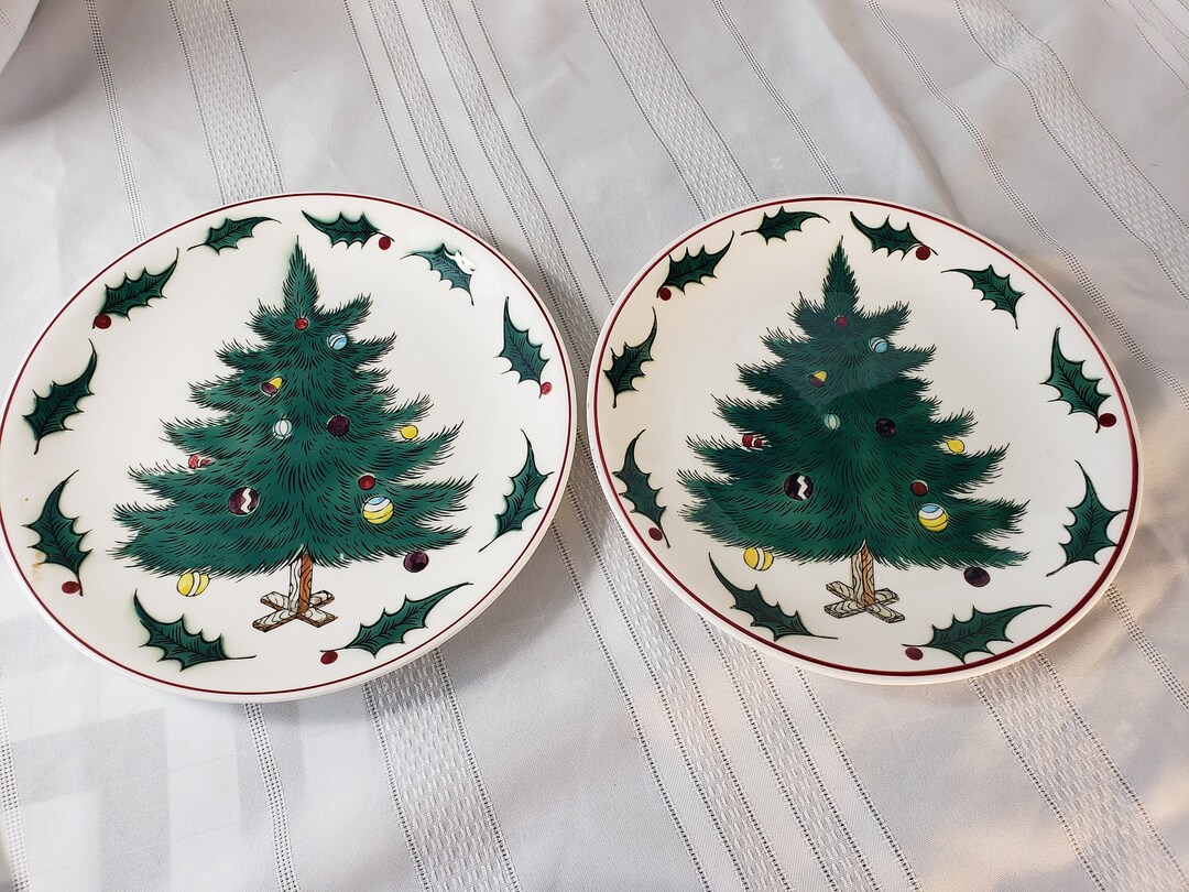 Set of 2 Ceramic Handpainted & Hand Lefton Christmas Plates With a ...