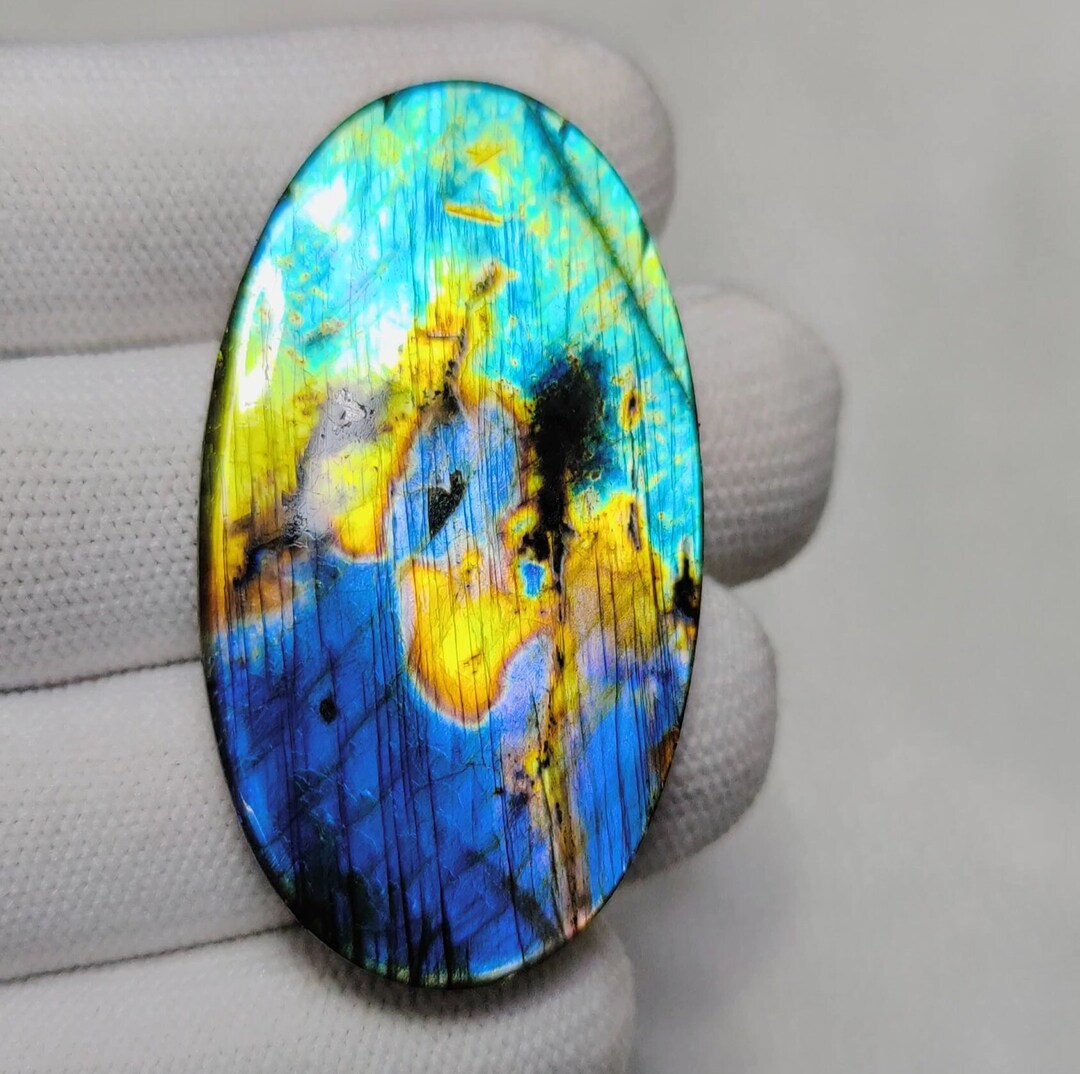 55x30x7mm 101crt Lovely Multi Flashy Labradorite Cabochon Blue & Green ...