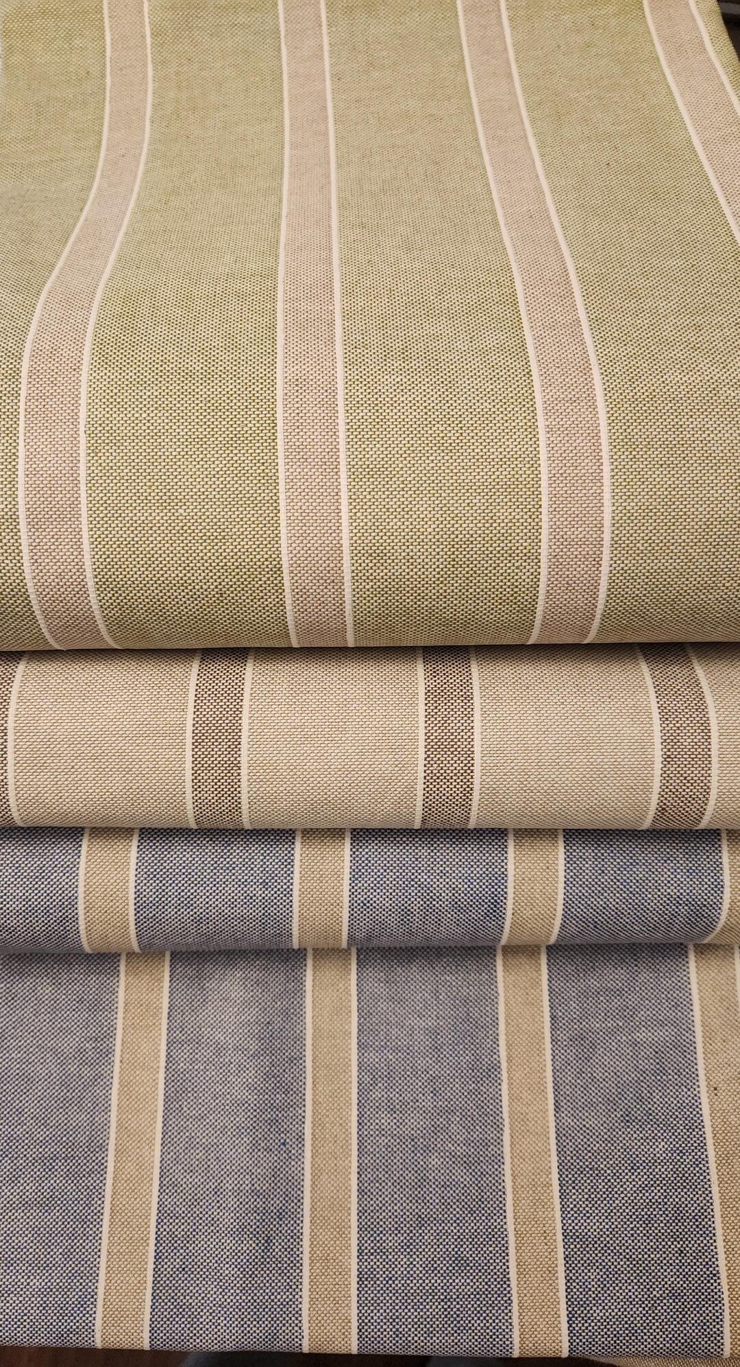 Waterproof Tablecloth: Striped Cotton-polyester Blend, Spill Resistant ...