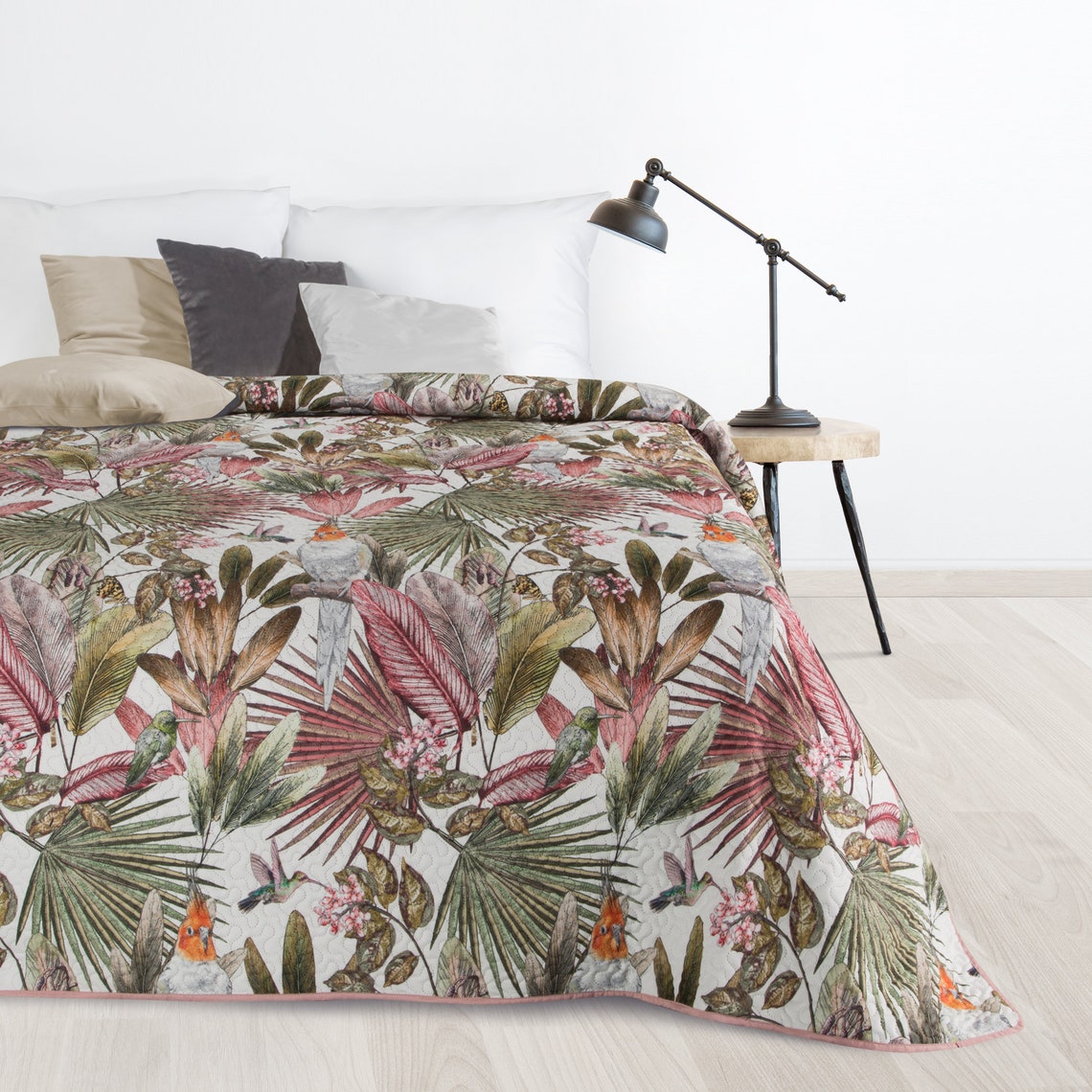 Quilted Bedspread With Parrot Print Nature / Floral Bedspreads ...
