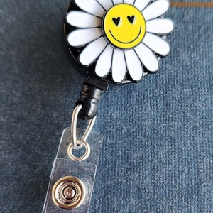 Fidget Badge Clip Happy Face Flower Badge Holder Spinning Unique ...