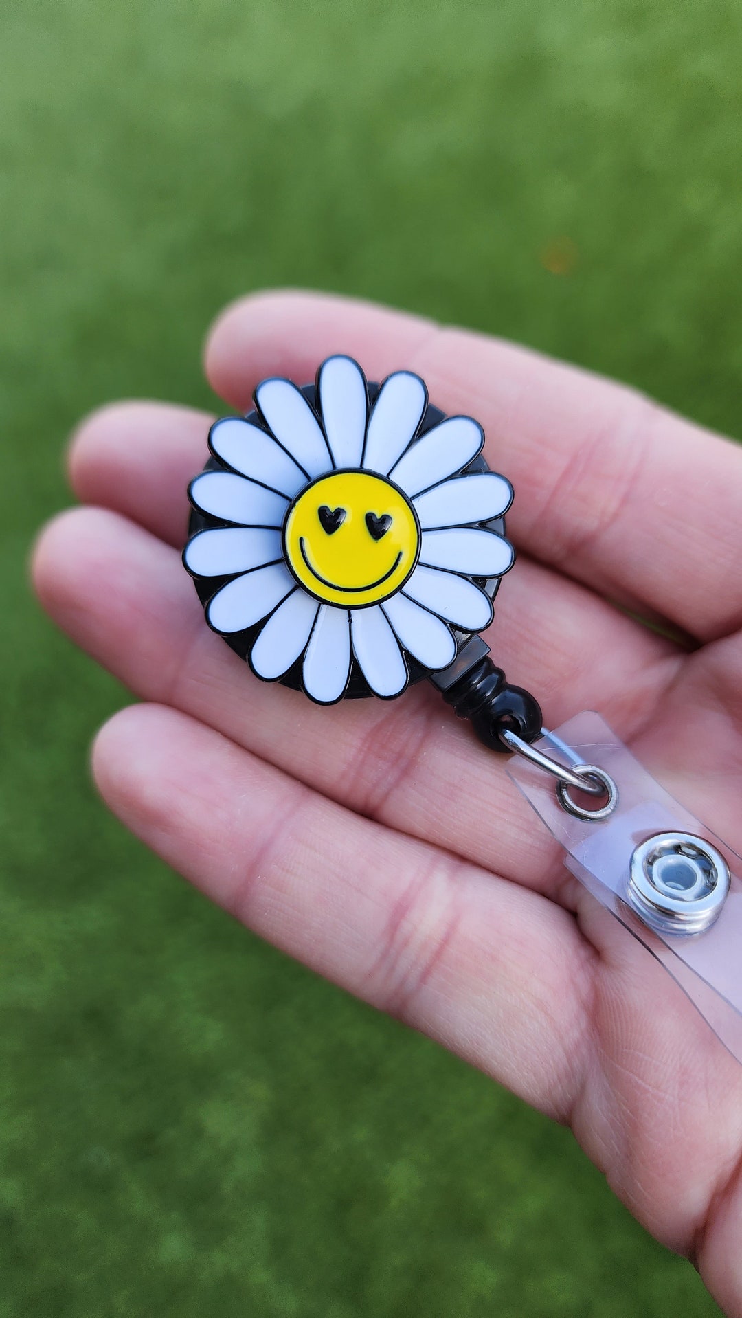 Fidget Badge Clip Happy Face Flower Badge Holder Spinning Unique ...