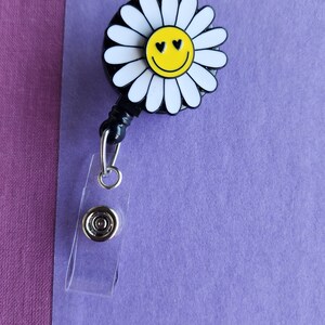Fidget Badge Clip Happy Face Flower Badge Holder Spinning Unique ...