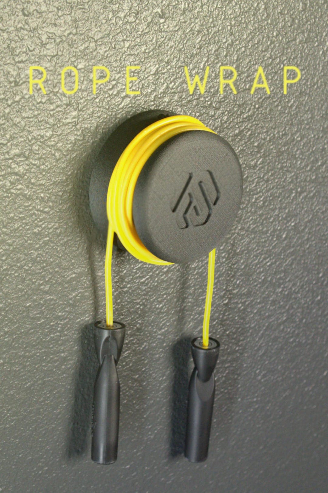 Space-saving Jump Rope Storage Solution: FITSTOW Rope Wrap Wall Mount ...