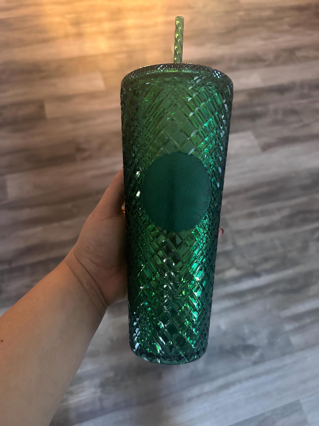 Starbucks Emerald Green Jeweled Cold Cup Spring 2021, 24oz. Great ...