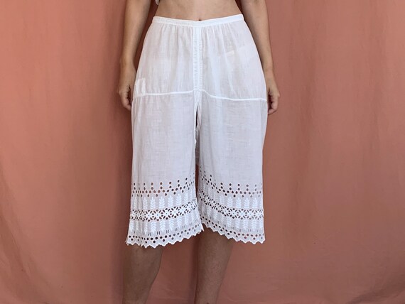 Victorian drawers - Gem