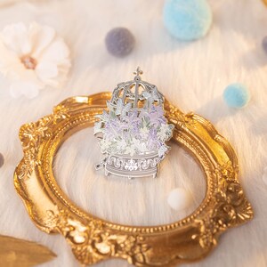 Iris Hard Enamel Pin, Botanical Art, Unique Gift, Gifts for Her - Etsy