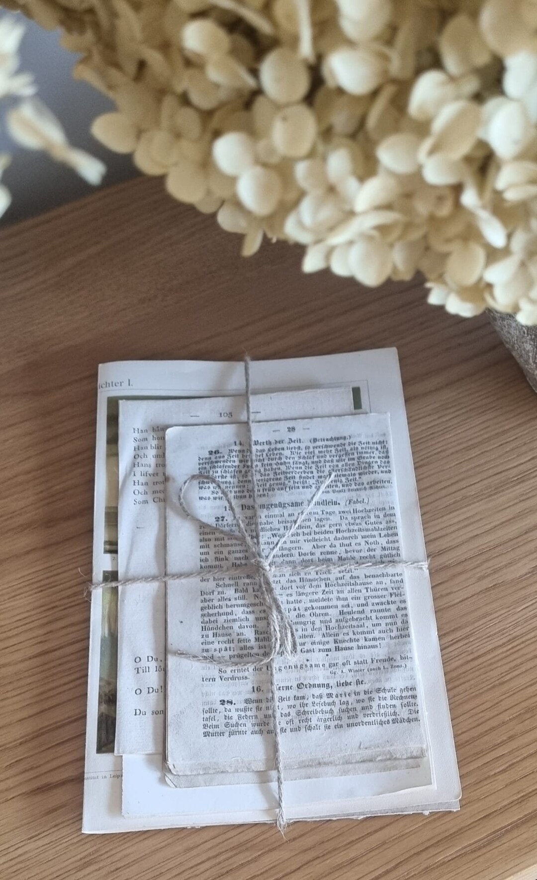 50 Antique Orginal Old Book Pages Pack for Crafting, Junk Scrapbook ...