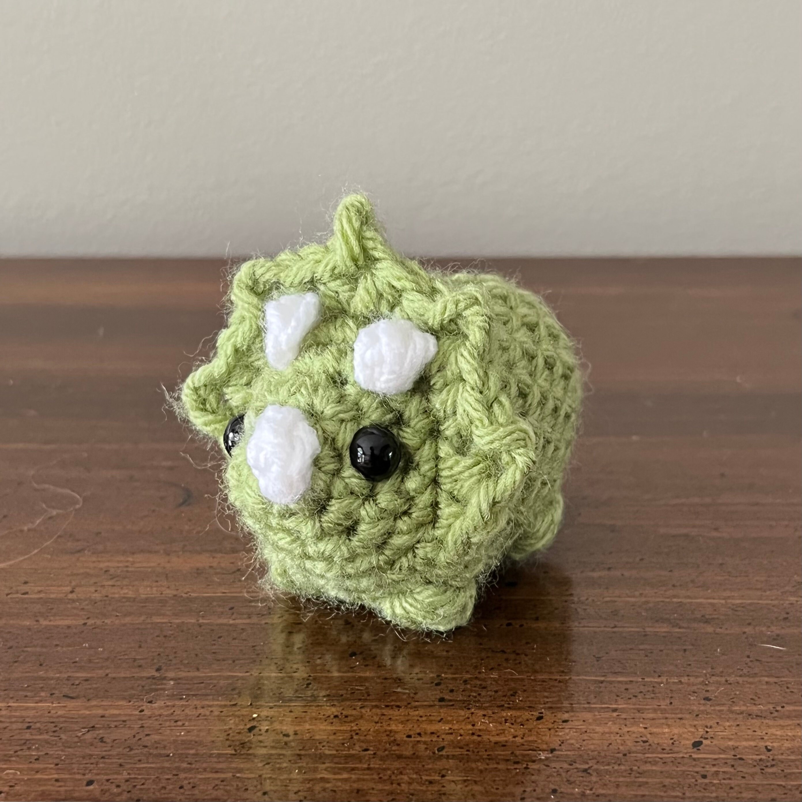 Mini Crochet Triceratops Amigurimi - Etsy