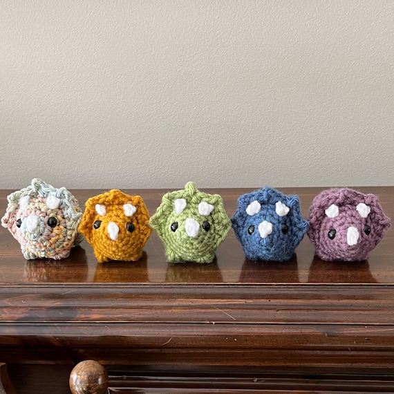 Mini Crochet Triceratops Amigurimi - Etsy