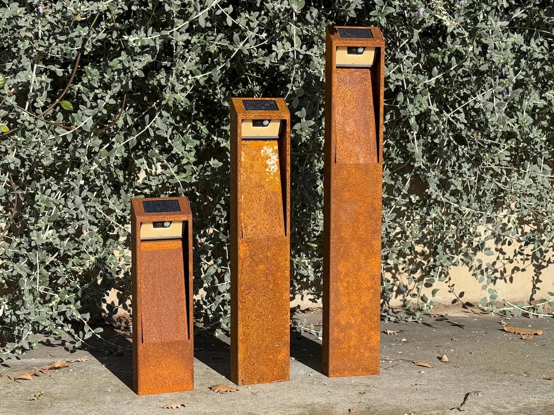 LED Solar Garden Lamp in Corten Steel Certified. Rust Outdoor Wall ...