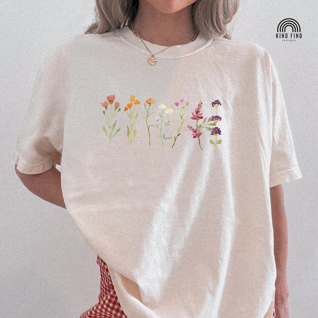 LESBIAN WILDFLOWER TSHIRT, Subtle Lesbian Pride Shirt, Floral Lesbian ...
