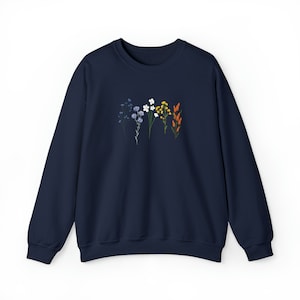 AROACE SWEATSHIRT, Subtle Aroace Shirt, Wildflower Sweatshirt ...