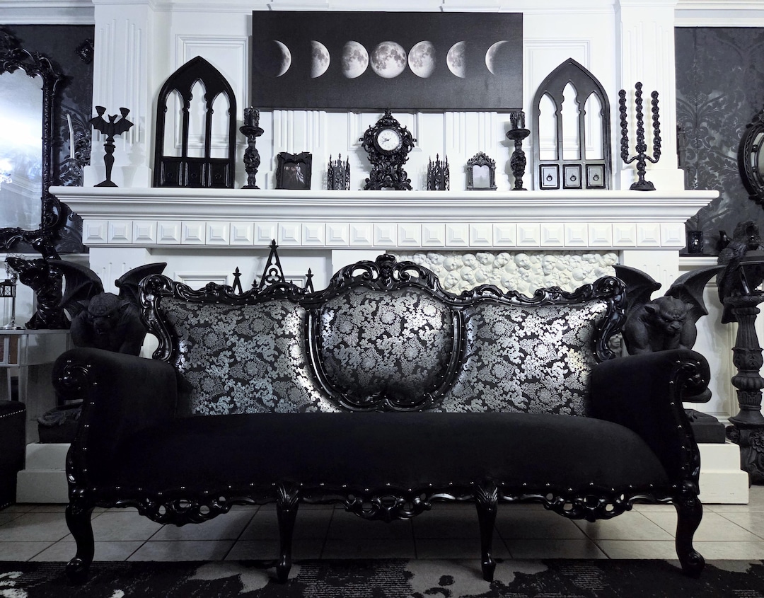 Black Skull Frame Silver Metallic Damask Black Velvet Gothic Victorian ...