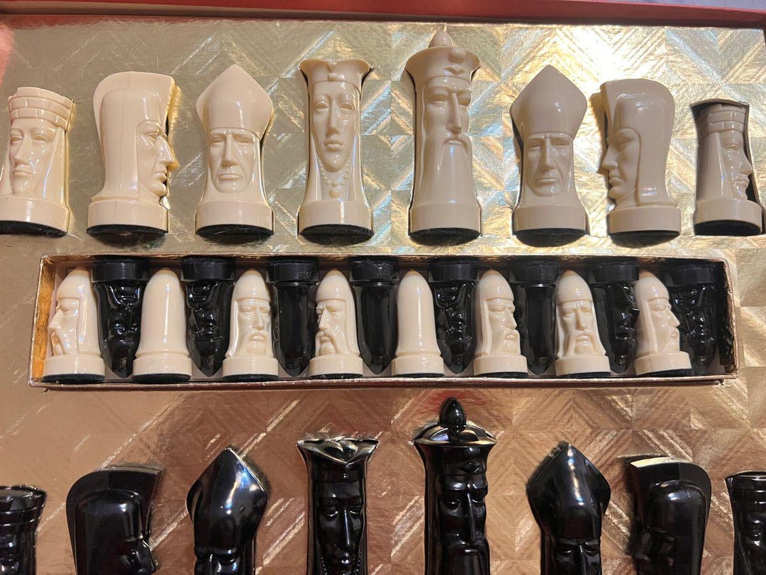 Peter Ganine Pacific Game Co Vintage Chess Set - Etsy