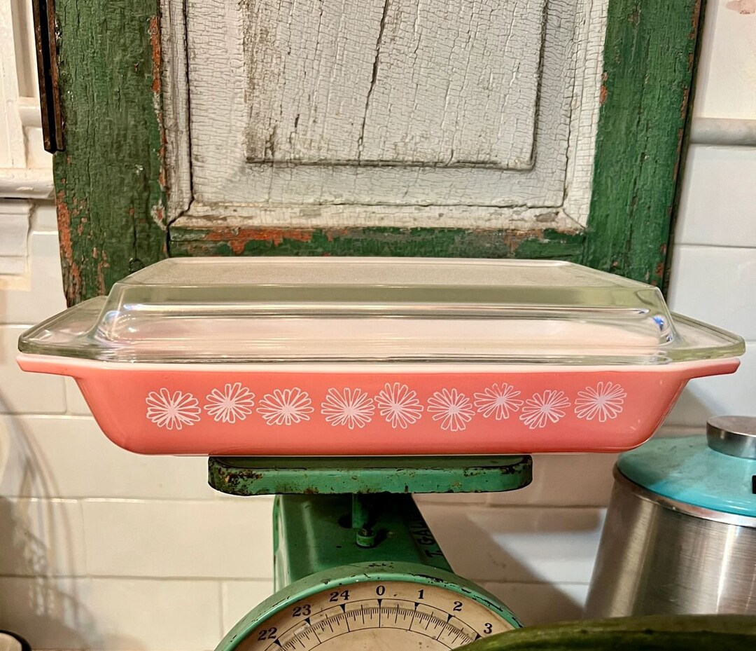 Pink Daisy Pyrex Space Saver 548-B With Lid - Etsy