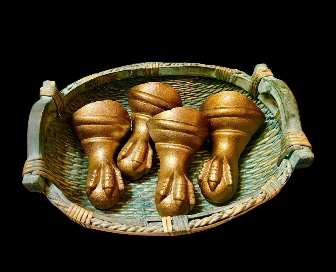 Set of 4 Cast Iron Vintage Claw Foot Tub Legs - Etsy