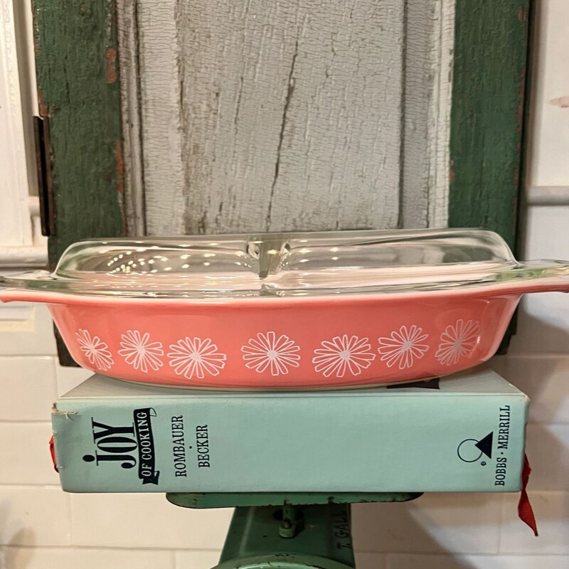 Pink Daisy Vintage Pyrex Casserole Dish - Etsy