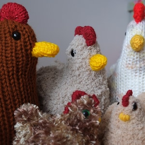 Cheeky Chicken Pattern in 3 Sizes for Circular Knitting Machines PDF ...