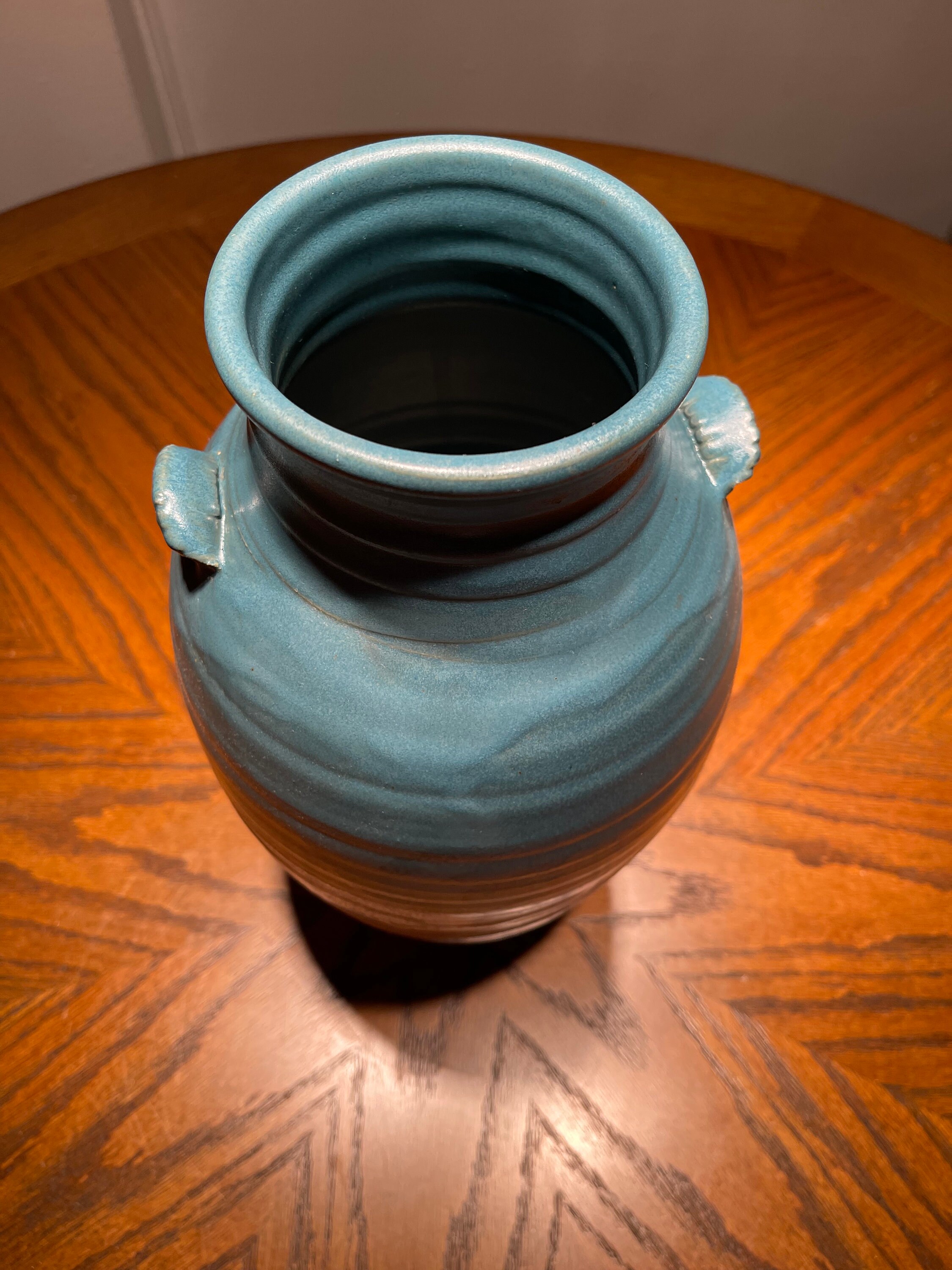 Vintage Signed Vase Pottery - Etsy