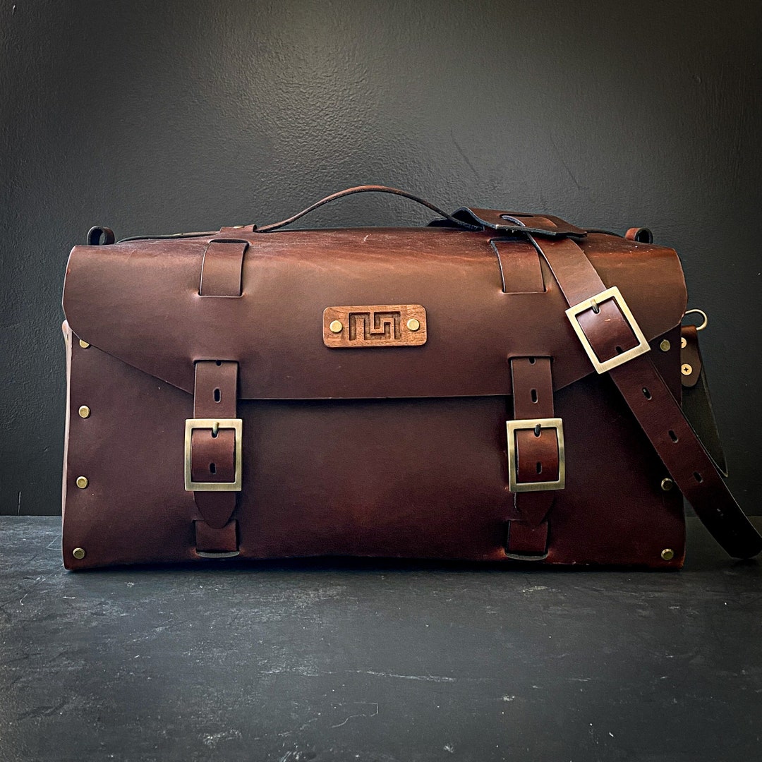 Leather Duffle Distressed Rugged Brown Leather Duffle Pull-up Leather ...