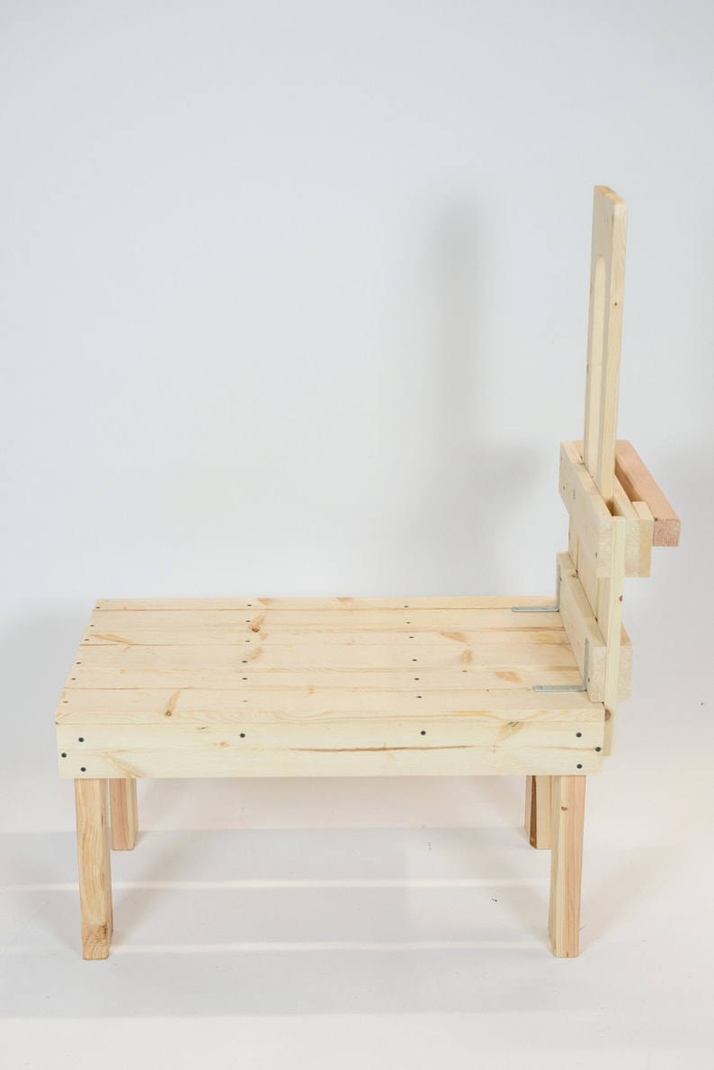 Goat Milking Stand for Pygmy and Nigerian Dwarf and Other Small Breeds ...